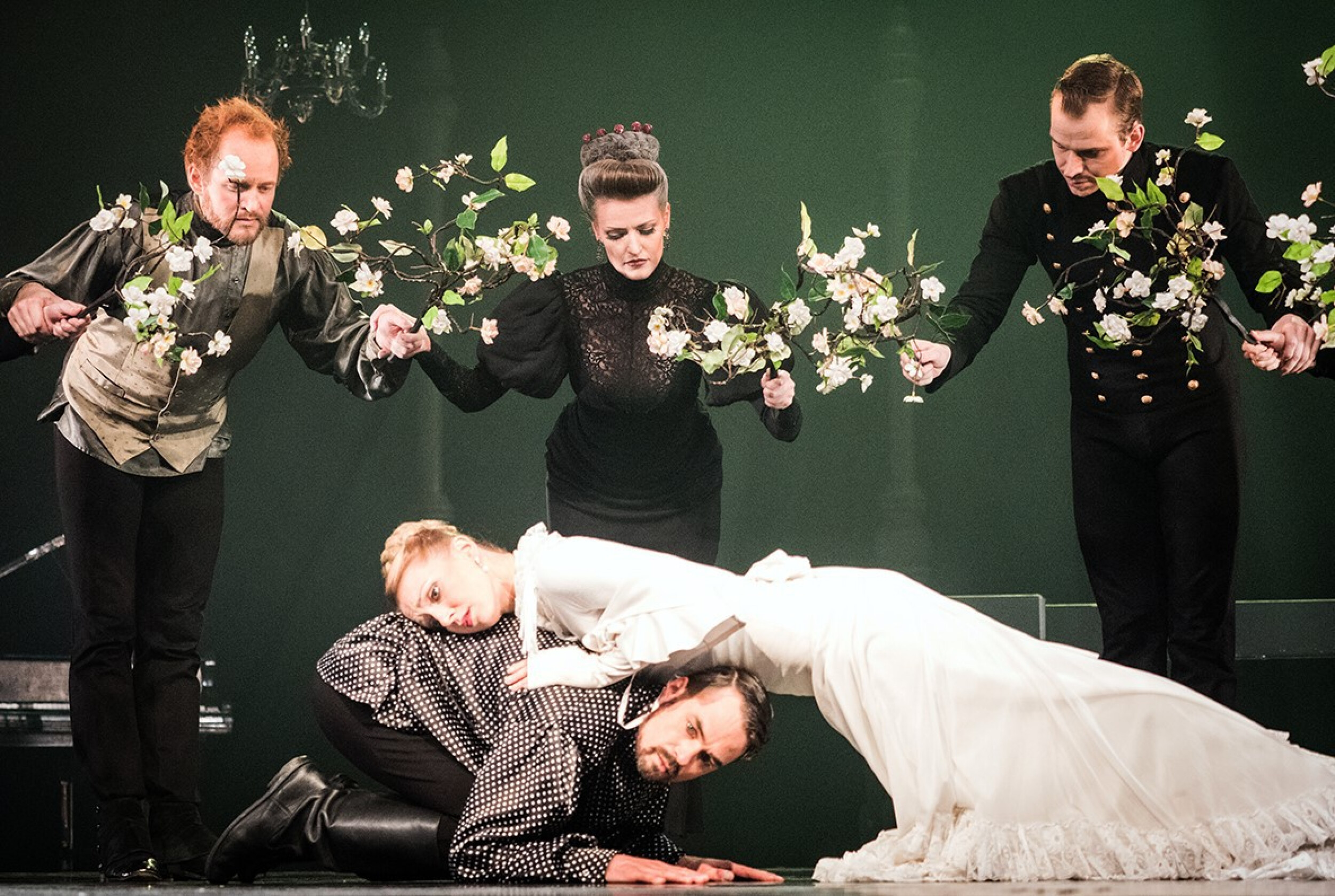 Apsilankymas „Anželikos Cholinos šokio teatro“ spektaklyje (1 asmeniui ...