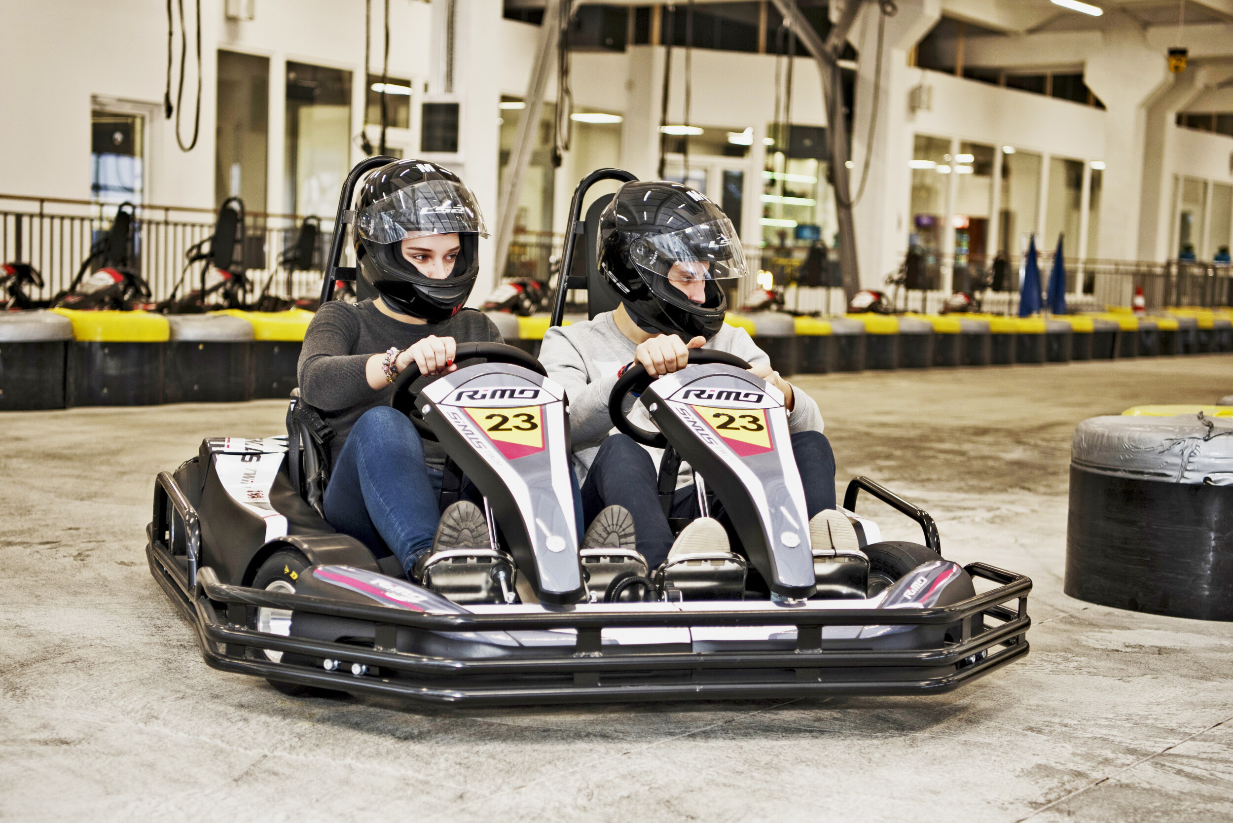 Išbandyk dvivietį kartingą „Kartlande“ (10 min.) |Laisvalaikio Dovanos